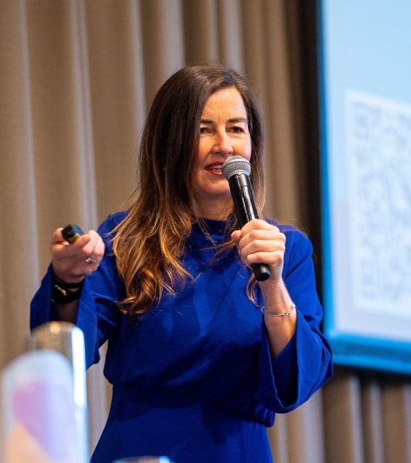 Female Speaker on Leadership AU | Danielle Dobson | Code Conversation